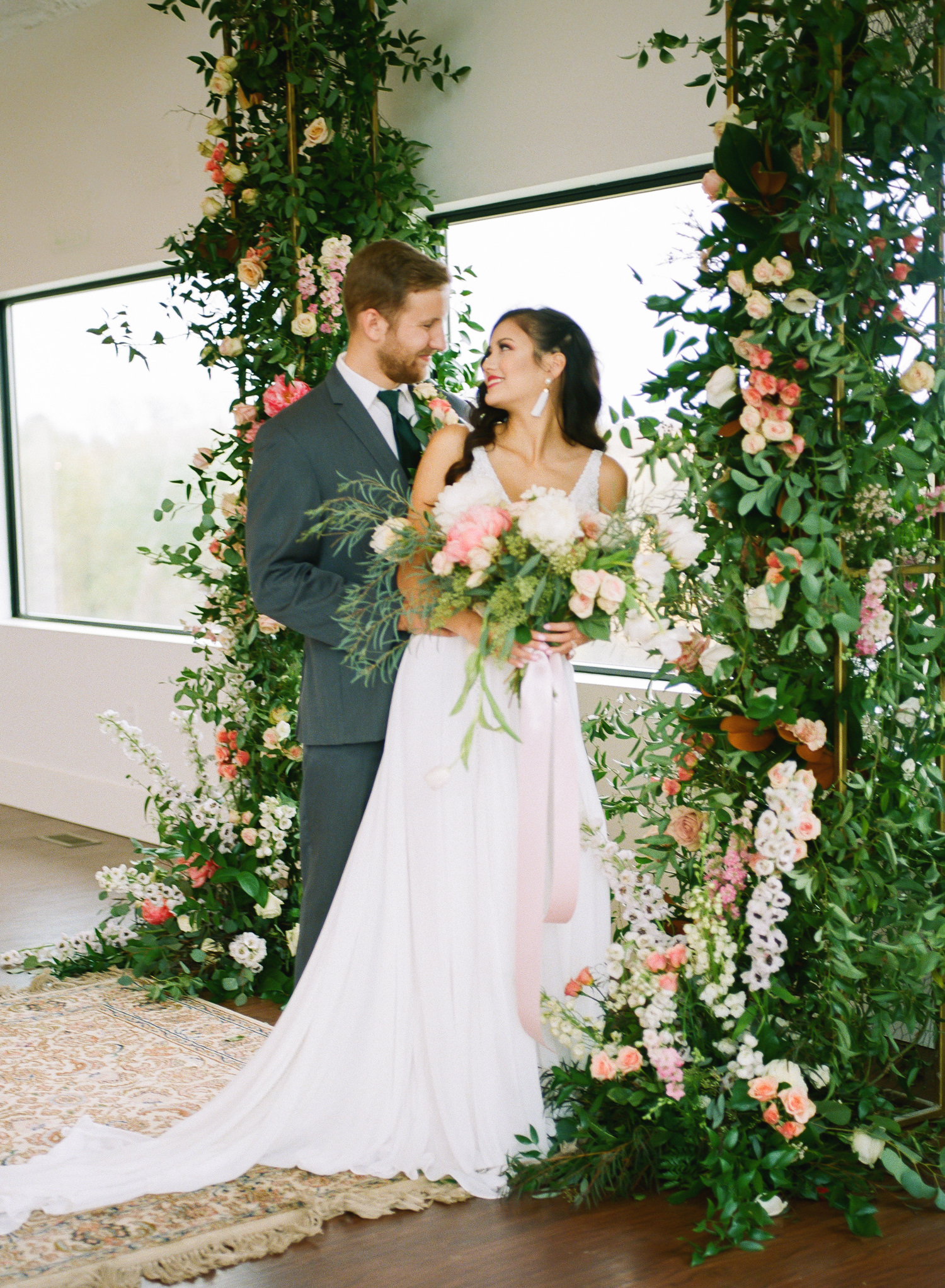 Emerald and Pink Wedding Inspiration at Emerald Hills | Erica Robnett ...